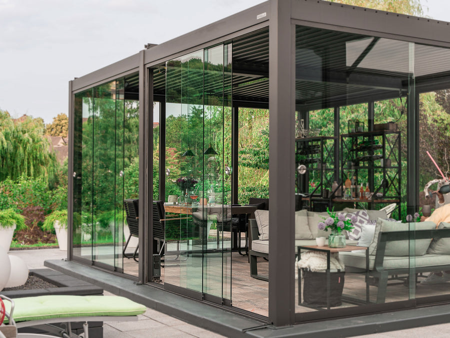 PERGOLUX Glass Wall – PERGOLUX LLC